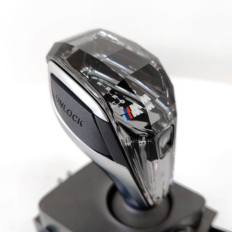 BMW Crystal Shifter Knob RND Logo F30 F25 F15 F16 G30 | Coolshiftknobs