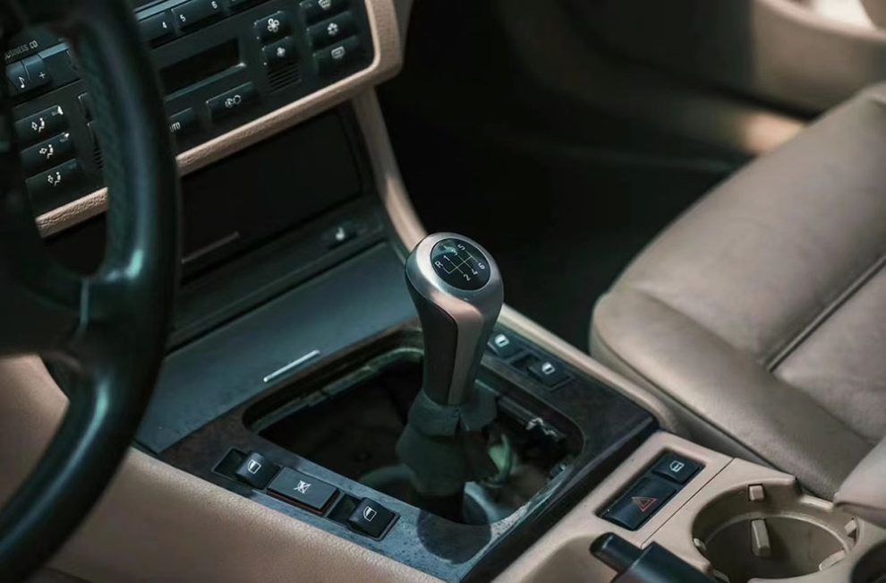 Silver 5/6 Speed Manual BMW Gear Knob E81 E82 E87 E30 E36 E46 E90 ...