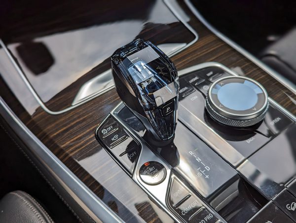 BMW X5 Crystal Shifter 4Pcs Package Installation Cases | Coolshiftknobs