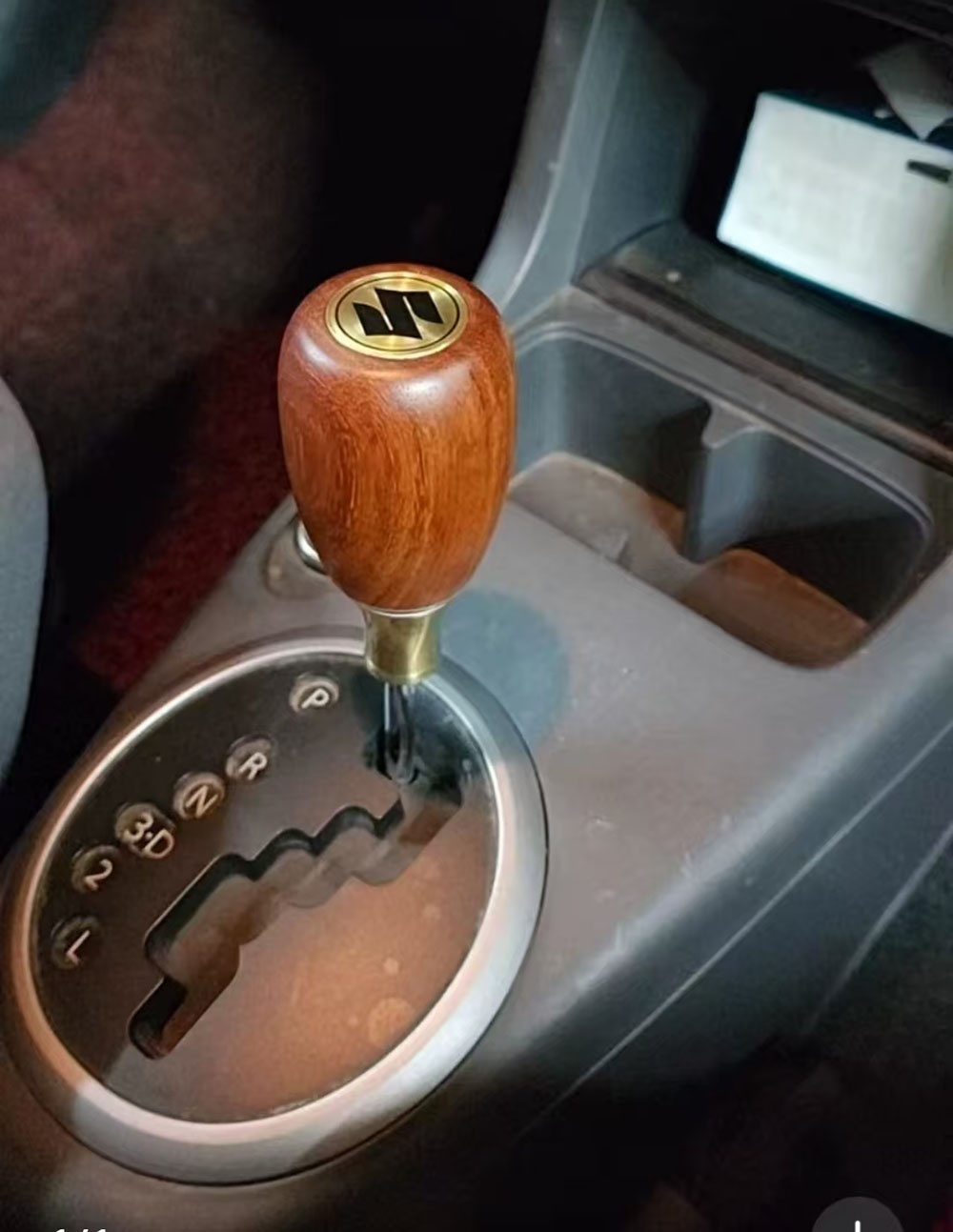The Ultimate Guide to Choosing Wooden Shift Knobs: Shapes, Wood Types ...
